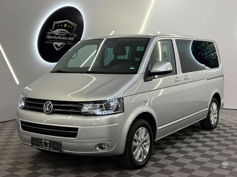 Pelēks Volkswagen Multivan 2015 Marijampole, ar dzinēja tilpumu 1.97 L un nobraukumu 259 tūkst. km par 17450 €, foto 9 vietnē AUTOMOTO.COM.LV