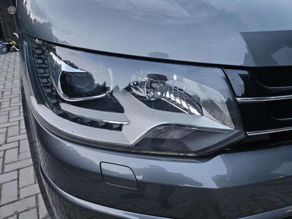 Grey Volkswagen Multivan 2015 in Prienai, with an engine capacity of 1.97 L and mileage of 167 thousand km for 17300 €, photo 4 on AUTOMOTO.COM.LV