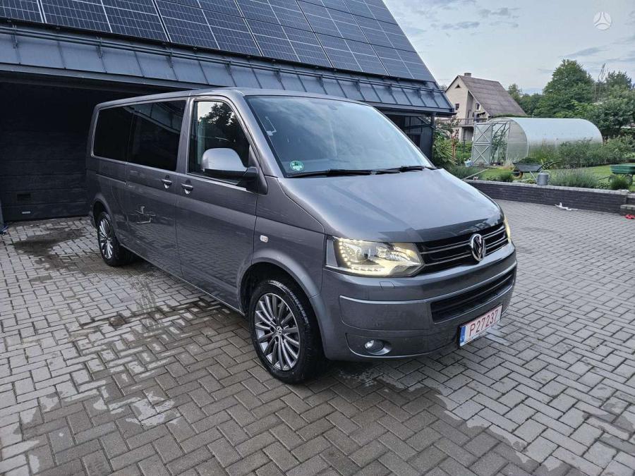 Grey Volkswagen Multivan 2015 in Prienai, with an engine capacity of 1.97 L and mileage of 167 thousand km for 17300 €, photo 14 on AUTOMOTO.COM.LV
