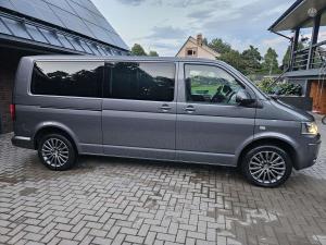 Grey Volkswagen Multivan 2015 in Prienai, with an engine capacity of 1.97 L and mileage of 167 thousand km for 17300 €, photo 18 on AUTOMOTO.COM.LV