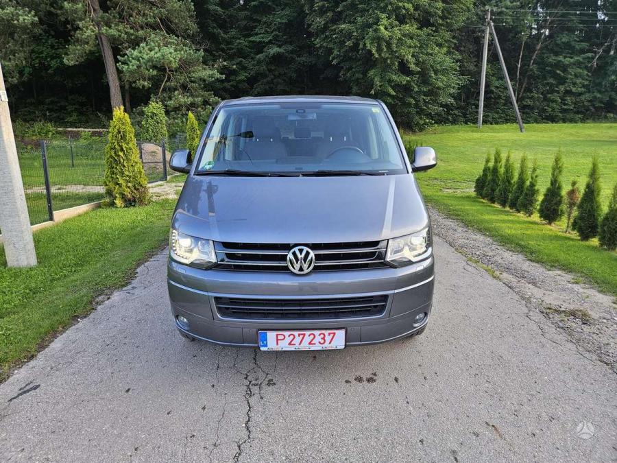 Grey Volkswagen Multivan 2015 in Prienai, with an engine capacity of 1.97 L and mileage of 167 thousand km for 17300 €, photo 36 on AUTOMOTO.COM.LV