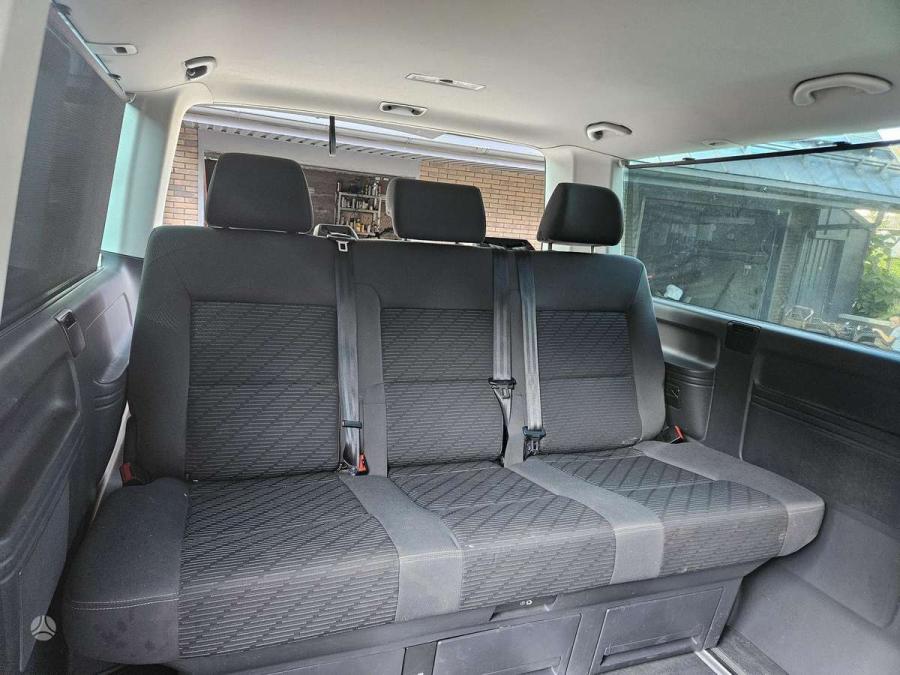 Grey Volkswagen Multivan 2015 in Prienai, with an engine capacity of 1.97 L and mileage of 167 thousand km for 17300 €, photo 55 on AUTOMOTO.COM.LV