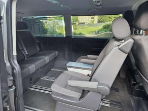 Grey Volkswagen Multivan 2015 in Prienai, with an engine capacity of 1.97 L and mileage of 167 thousand km for 17300 €, photo 56 on AUTOMOTO.COM.LV