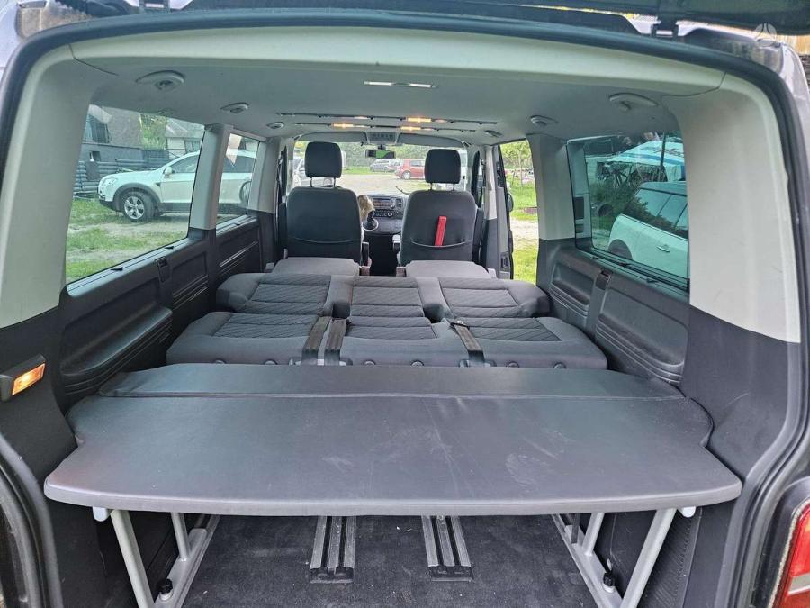 Grey Volkswagen Multivan 2015 in Prienai, with an engine capacity of 1.97 L and mileage of 167 thousand km for 17300 €, photo 57 on AUTOMOTO.COM.LV