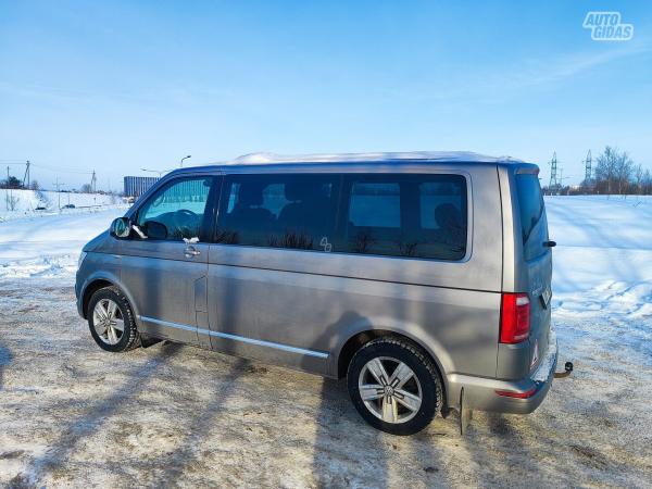 Pelēks Volkswagen Multivan 2017 Viļņa, ar dzinēja tilpumu 2.00 L un nobraukumu 320 tūkst. km par 15100 €, foto 2 vietnē AUTOMOTO.COM.LV
