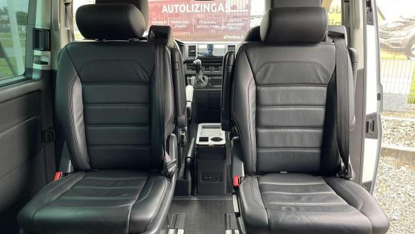 Grey Volkswagen Multivan 2017 in Marijampole, with an engine capacity of 1.97 L and mileage of 155 thousand km for 22490 €, photo 3 on AUTOMOTO.COM.LV
