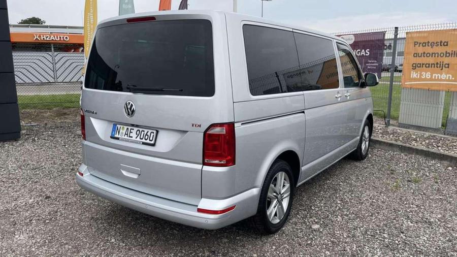 Pelēks Volkswagen Multivan 2017 Marijampole, ar dzinēja tilpumu 1.97 L un nobraukumu 155 tūkst. km par 22490 €, foto 8 vietnē AUTOMOTO.COM.LV