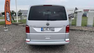 Pelēks Volkswagen Multivan 2017 Marijampole, ar dzinēja tilpumu 1.97 L un nobraukumu 155 tūkst. km par 22490 €, foto 9 vietnē AUTOMOTO.COM.LV