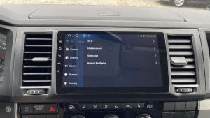 Pelēks Volkswagen Multivan 2017 Marijampole, ar dzinēja tilpumu 1.97 L un nobraukumu 155 tūkst. km par 22490 €, foto 37 vietnē AUTOMOTO.COM.LV