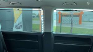 Pelēks Volkswagen Multivan 2017 Marijampole, ar dzinēja tilpumu 1.97 L un nobraukumu 155 tūkst. km par 22490 €, foto 42 vietnē AUTOMOTO.COM.LV