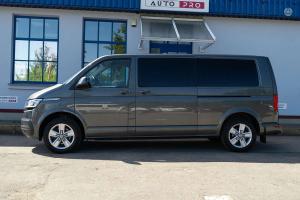 Pelēks Volkswagen Multivan 2019 Viļņa, ar dzinēja tilpumu 1.97 L un nobraukumu 217 tūkst. km par 31900 €, foto 8 vietnē AUTOMOTO.COM.LV