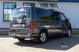 Pelēks Volkswagen Multivan 2019 Viļņa, ar dzinēja tilpumu 1.97 L un nobraukumu 217 tūkst. km par 31900 €, foto 9 vietnē AUTOMOTO.COM.LV