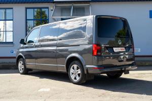 Pelēks Volkswagen Multivan 2019 Viļņa, ar dzinēja tilpumu 1.97 L un nobraukumu 217 tūkst. km par 31900 €, foto 11 vietnē AUTOMOTO.COM.LV