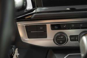 Pelēks Volkswagen Multivan 2019 Viļņa, ar dzinēja tilpumu 1.97 L un nobraukumu 217 tūkst. km par 31900 €, foto 18 vietnē AUTOMOTO.COM.LV
