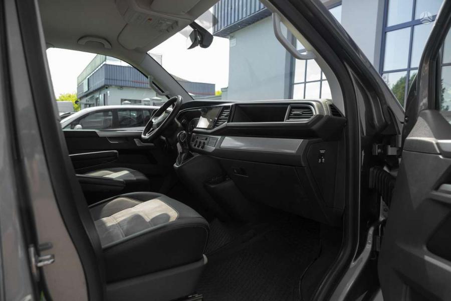 Pelēks Volkswagen Multivan 2019 Viļņa, ar dzinēja tilpumu 1.97 L un nobraukumu 217 tūkst. km par 31900 €, foto 26 vietnē AUTOMOTO.COM.LV