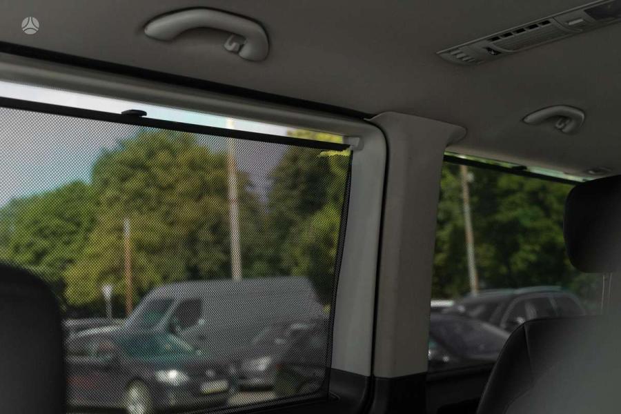 Pelēks Volkswagen Multivan 2019 Viļņa, ar dzinēja tilpumu 1.97 L un nobraukumu 217 tūkst. km par 31900 €, foto 31 vietnē AUTOMOTO.COM.LV