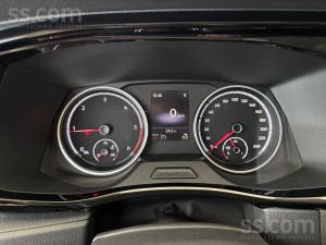 Grey Volkswagen Multivan 2021 in Riga, with an engine capacity of 2.00 L and mileage of 91 thousand km for 31900 €, photo 21 on AUTOMOTO.COM.LV