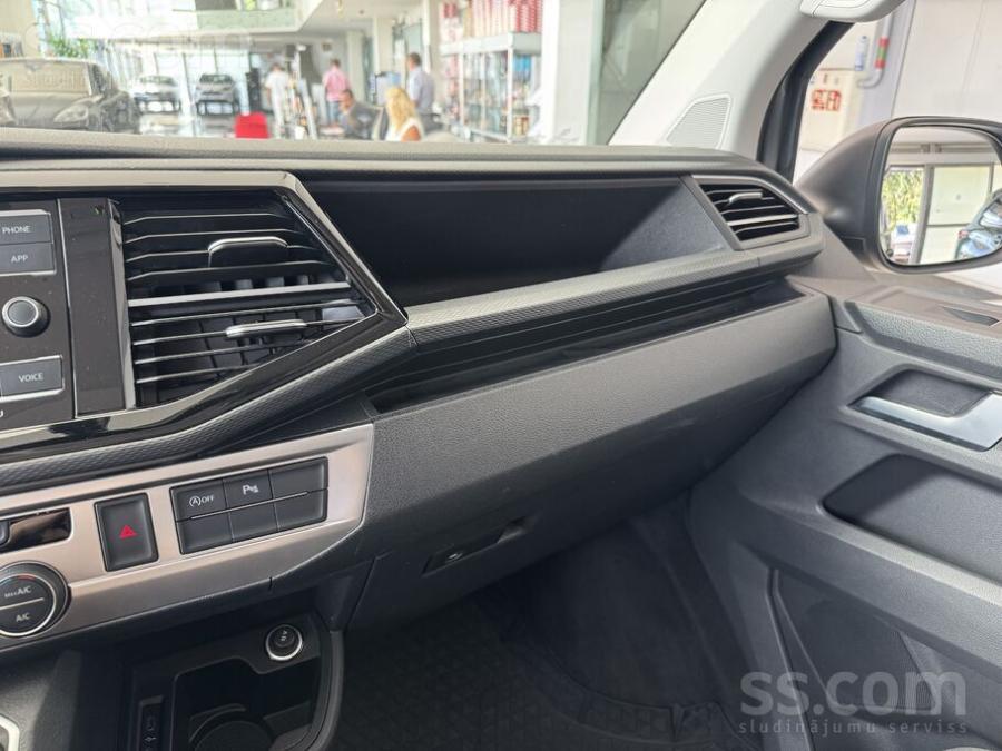 Grey Volkswagen Multivan 2021 in Riga, with an engine capacity of 2.00 L and mileage of 91 thousand km for 31900 €, photo 23 on AUTOMOTO.COM.LV