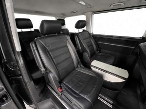 Pelēks Volkswagen Multivan 2021 Kauņa, ar dzinēja tilpumu 1.97 L un nobraukumu 152 tūkst. km par 34800 €, foto 9 vietnē AUTOMOTO.COM.LV