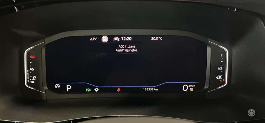 Pelēks Volkswagen Multivan 2021 Kauņa, ar dzinēja tilpumu 1.97 L un nobraukumu 152 tūkst. km par 34800 €, foto 12 vietnē AUTOMOTO.COM.LV