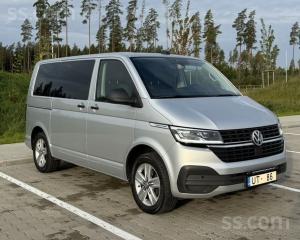 Серый Фольксваген Мультиван 2021 в Валмиера, объемом двигателя 2.00 л и пробегом 232 тыс. км за 35000 €, фото 4 на AUTOMOTO.COM.LV