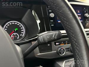 Серый Фольксваген Мультиван 2021 в Валмиера, объемом двигателя 2.00 л и пробегом 232 тыс. км за 35000 €, фото 18 на AUTOMOTO.COM.LV