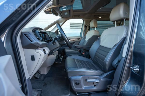 Grey Volkswagen Multivan 2022 in Riga, with an engine capacity of 1.40 L and mileage of 72 thousand km for 46900 €, photo 6 on AUTOMOTO.COM.LV