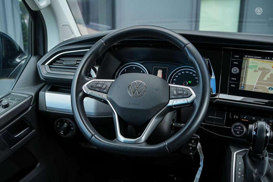 Pelēks Volkswagen Multivan 2022 Kauņa, ar dzinēja tilpumu 1.97 L un nobraukumu 215 tūkst. km par 36450 €, foto 19 vietnē AUTOMOTO.COM.LV