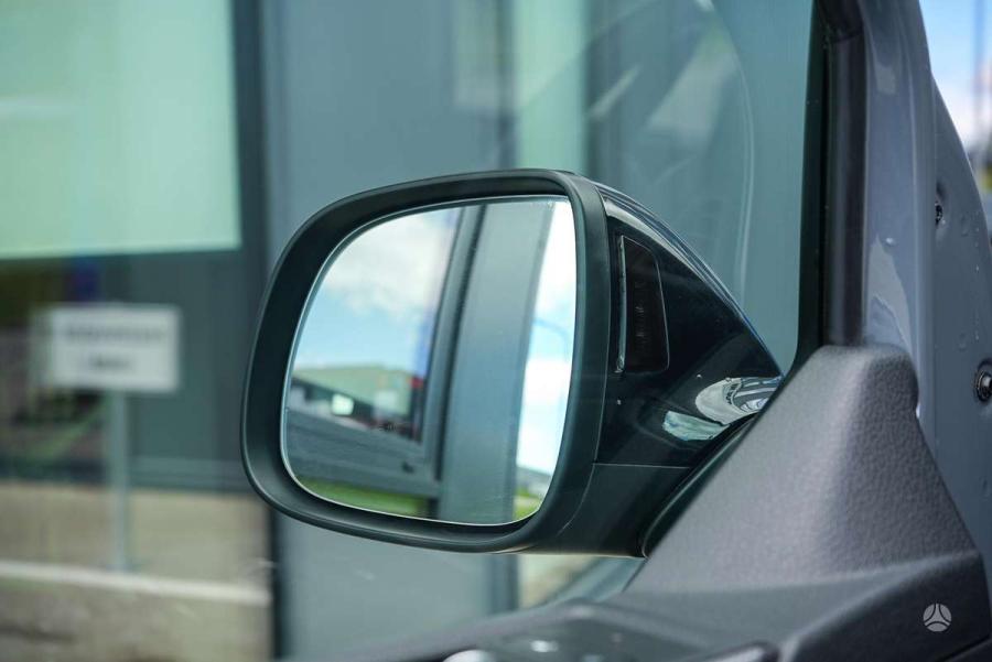 Pelēks Volkswagen Multivan 2022 Kauņa, ar dzinēja tilpumu 1.97 L un nobraukumu 215 tūkst. km par 36450 €, foto 31 vietnē AUTOMOTO.COM.LV