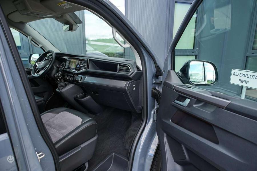 Pelēks Volkswagen Multivan 2022 Kauņa, ar dzinēja tilpumu 1.97 L un nobraukumu 215 tūkst. km par 36450 €, foto 32 vietnē AUTOMOTO.COM.LV