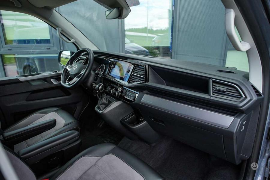 Pelēks Volkswagen Multivan 2022 Kauņa, ar dzinēja tilpumu 1.97 L un nobraukumu 215 tūkst. km par 36450 €, foto 33 vietnē AUTOMOTO.COM.LV