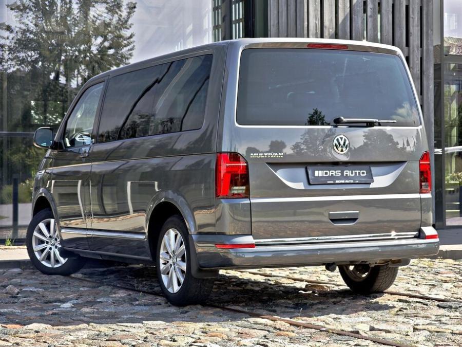 Grey Volkswagen Multivan 2022 in Riga, with an engine capacity of 2.00 L and mileage of 78 thousand km for 47777 €, photo 5 on AUTOMOTO.COM.LV