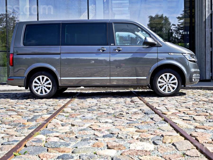 Grey Volkswagen Multivan 2022 in Riga, with an engine capacity of 2.00 L and mileage of 78 thousand km for 47777 €, photo 6 on AUTOMOTO.COM.LV