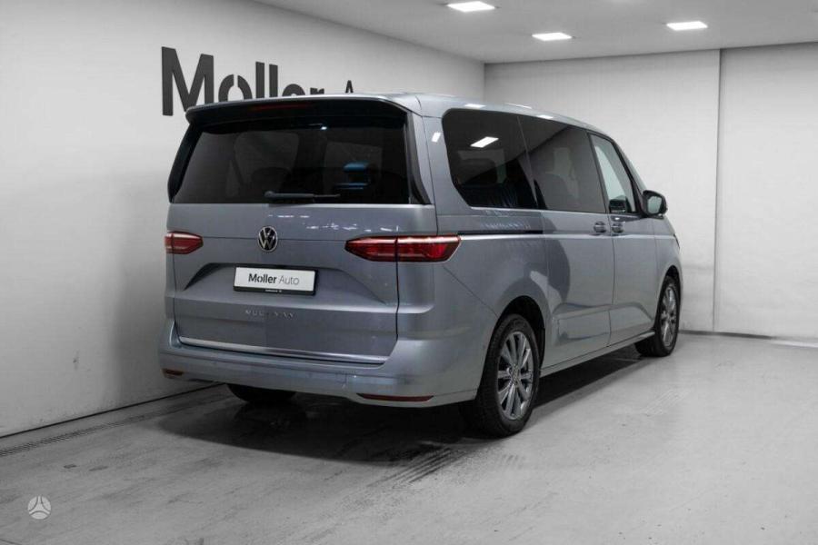 Pelēks Volkswagen Multivan 2022 Viļņa, ar dzinēja tilpumu 2.00 L un nobraukumu 115 tūkst. km par 42500 €, foto 4 vietnē AUTOMOTO.COM.LV