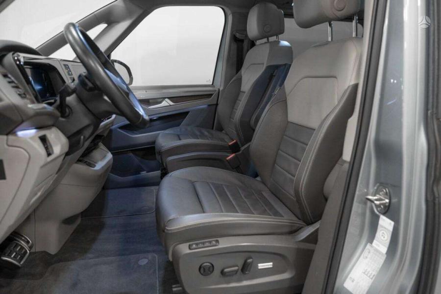 Pelēks Volkswagen Multivan 2022 Viļņa, ar dzinēja tilpumu 2.00 L un nobraukumu 115 tūkst. km par 42500 €, foto 6 vietnē AUTOMOTO.COM.LV