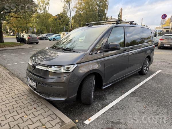 Grey Volkswagen Multivan 2022 in Riga, with an engine capacity of 1.40 L and mileage of 84 thousand km for 38500 €, photo 9 on AUTOMOTO.COM.LV