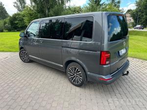 Grey Volkswagen Multivan 2023 in Riga, with an engine capacity of 2.00 L and mileage of 93 thousand km for 44900 €, photo 3 on AUTOMOTO.COM.LV