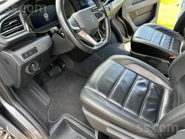 Pelēks Volkswagen Multivan 2023 Rīga, ar dzinēja tilpumu 2.00 L un nobraukumu 93 tūkst. km par 44900 €, foto 9 vietnē AUTOMOTO.COM.LV