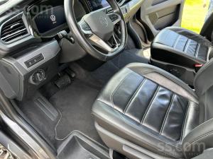 Grey Volkswagen Multivan 2023 in Riga, with an engine capacity of 2.00 L and mileage of 93 thousand km for 44900 €, photo 10 on AUTOMOTO.COM.LV