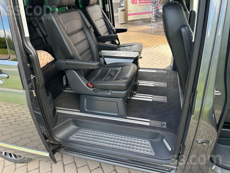 Grey Volkswagen Multivan 2023 in Riga, with an engine capacity of 2.00 L and mileage of 93 thousand km for 44900 €, photo 12 on AUTOMOTO.COM.LV