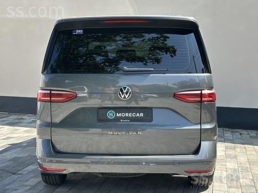 Grey Volkswagen Multivan 2023 in Riga, with an engine capacity of 2.00 L and mileage of 118 thousand km for 39950 €, photo 6 on AUTOMOTO.COM.LV