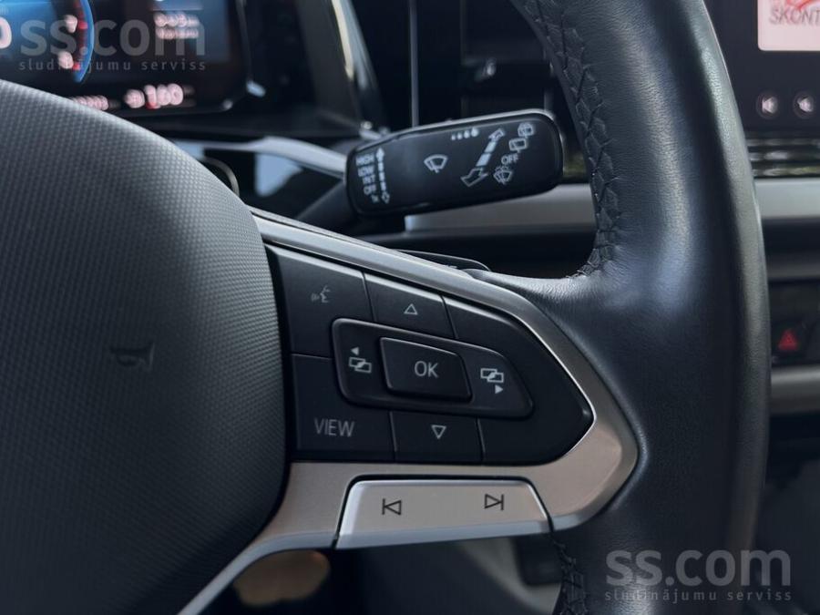 Grey Volkswagen Multivan 2023 in Riga, with an engine capacity of 2.00 L and mileage of 118 thousand km for 39950 €, photo 14 on AUTOMOTO.COM.LV