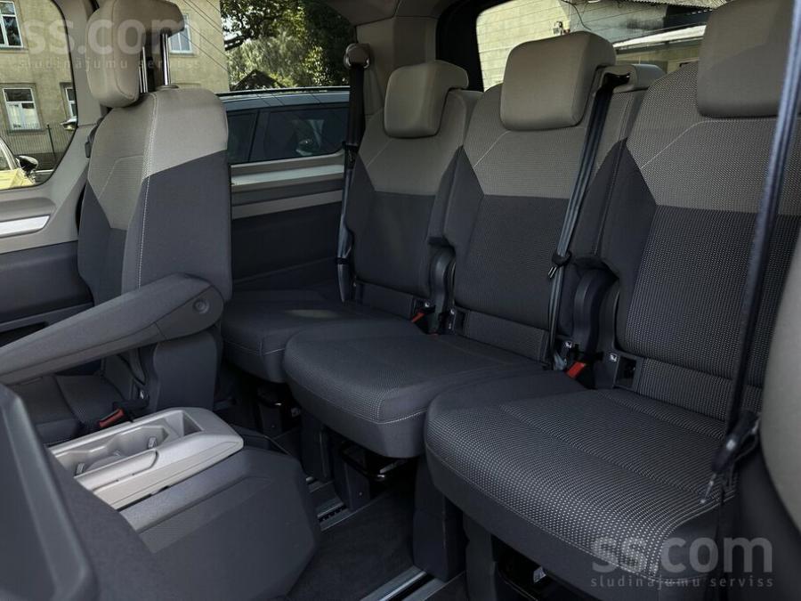 Grey Volkswagen Multivan 2023 in Riga, with an engine capacity of 2.00 L and mileage of 118 thousand km for 39950 €, photo 22 on AUTOMOTO.COM.LV