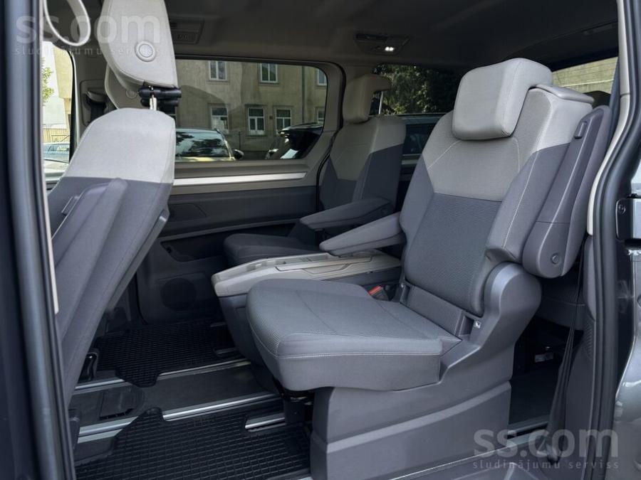 Grey Volkswagen Multivan 2023 in Riga, with an engine capacity of 2.00 L and mileage of 118 thousand km for 39950 €, photo 24 on AUTOMOTO.COM.LV