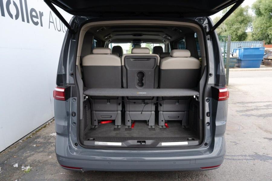 Pelēks Volkswagen Multivan 2023 Rīga, ar dzinēja tilpumu 1.40 L un nobraukumu 92 tūkst. km par 44950 €, foto 10 vietnē AUTOMOTO.COM.LV