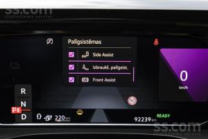 Grey Volkswagen Multivan 2023 in Riga, with an engine capacity of 1.40 L and mileage of 92 thousand km for 44950 €, photo 17 on AUTOMOTO.COM.LV