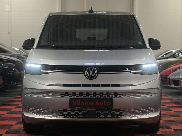 Pelēks Volkswagen Multivan 2024 Viļņa, ar dzinēja tilpumu 1.98 L un nobraukumu 12 tūkst. km par 47990 €, foto 2 vietnē AUTOMOTO.COM.LV