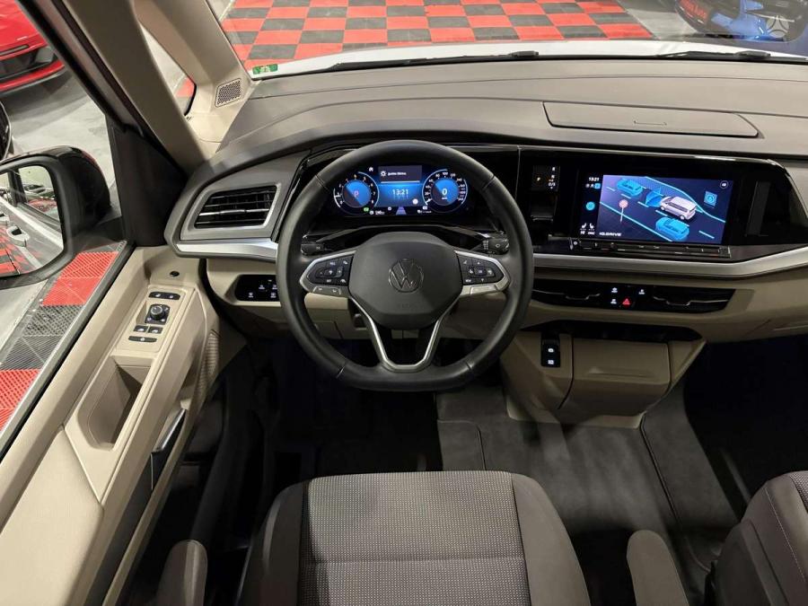 Pelēks Volkswagen Multivan 2024 Viļņa, ar dzinēja tilpumu 1.98 L un nobraukumu 12 tūkst. km par 47990 €, foto 17 vietnē AUTOMOTO.COM.LV