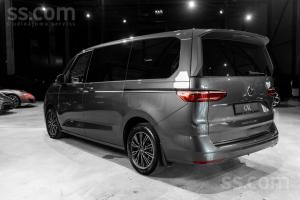 Pelēks Volkswagen Multivan 2024 Rīga, ar dzinēja tilpumu 2.00 L un nobraukumu 6 tūkst. km par 53880 €, foto 7 vietnē AUTOMOTO.COM.LV