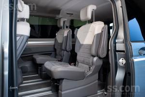 Pelēks Volkswagen Multivan 2024 Rīga, ar dzinēja tilpumu 2.00 L un nobraukumu 6 tūkst. km par 53880 €, foto 14 vietnē AUTOMOTO.COM.LV